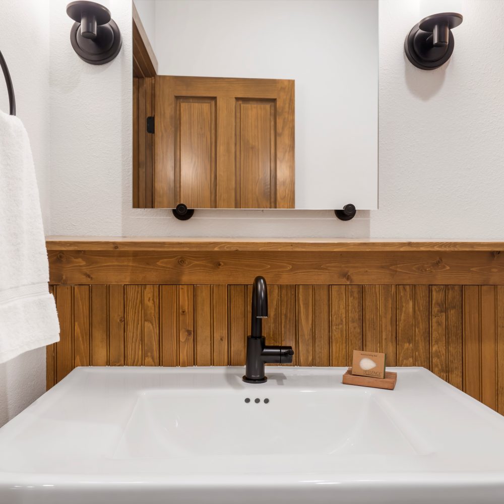Bluff Cabins | Best Family Accommodation In Table Rock Shore Resort